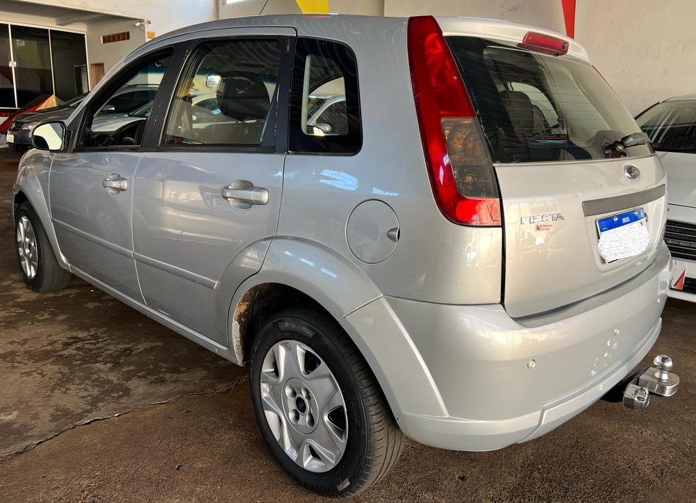 FORD Fiesta Flex - Valtenes Veículos